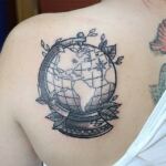 60+ Meaningful Earth Tattoos Designs For Environmentalist (2022) Small ...