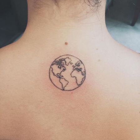 60+ Meaningful Earth Tattoos Designs For Environmentalist (2022) Small ...