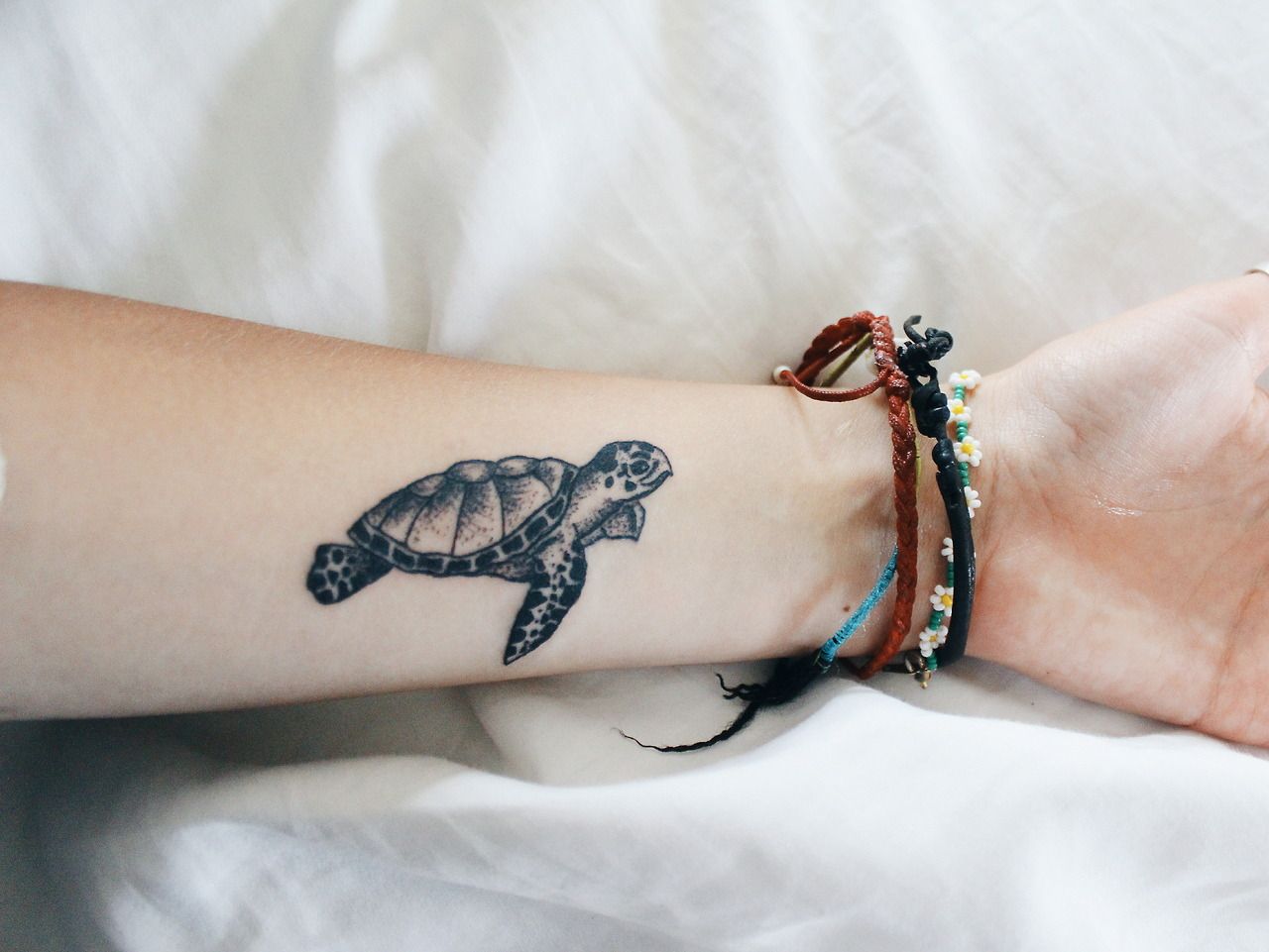 150+ Cute Sea Turtle Tattoos Designs with Meanings (2022) - TattoosBoyGirl
