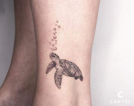 150+ Cute Sea Turtle Tattoos Designs with Meanings (2022) - TattoosBoyGirl