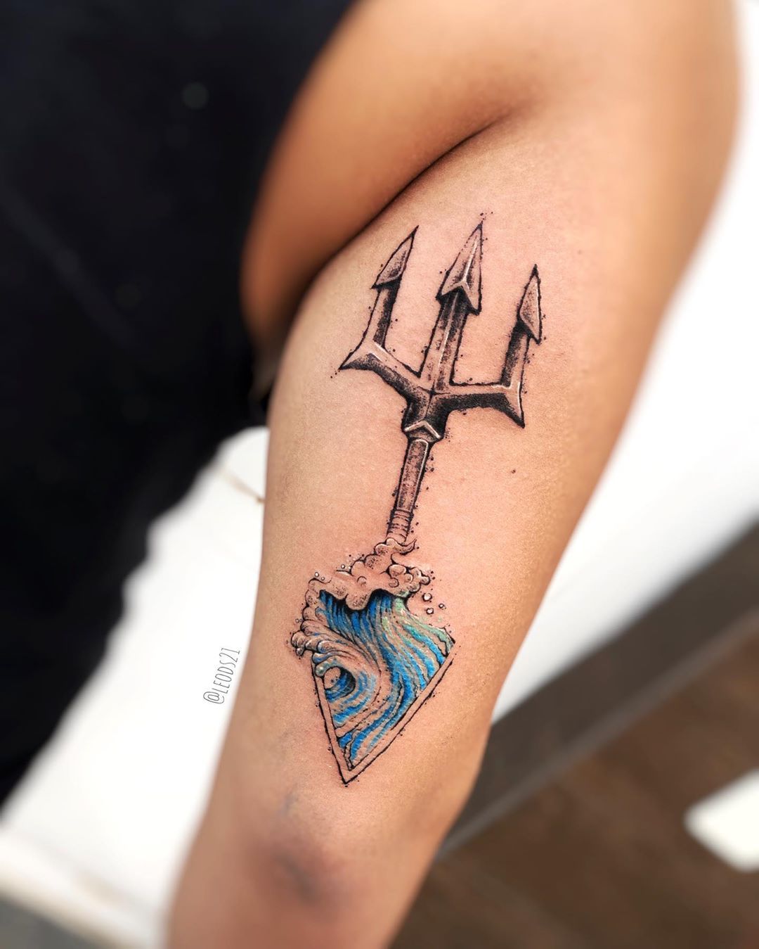 160+ Beautiful Ocean Tattoos Ideas With Meanings (2023) - TattoosBoyGirl