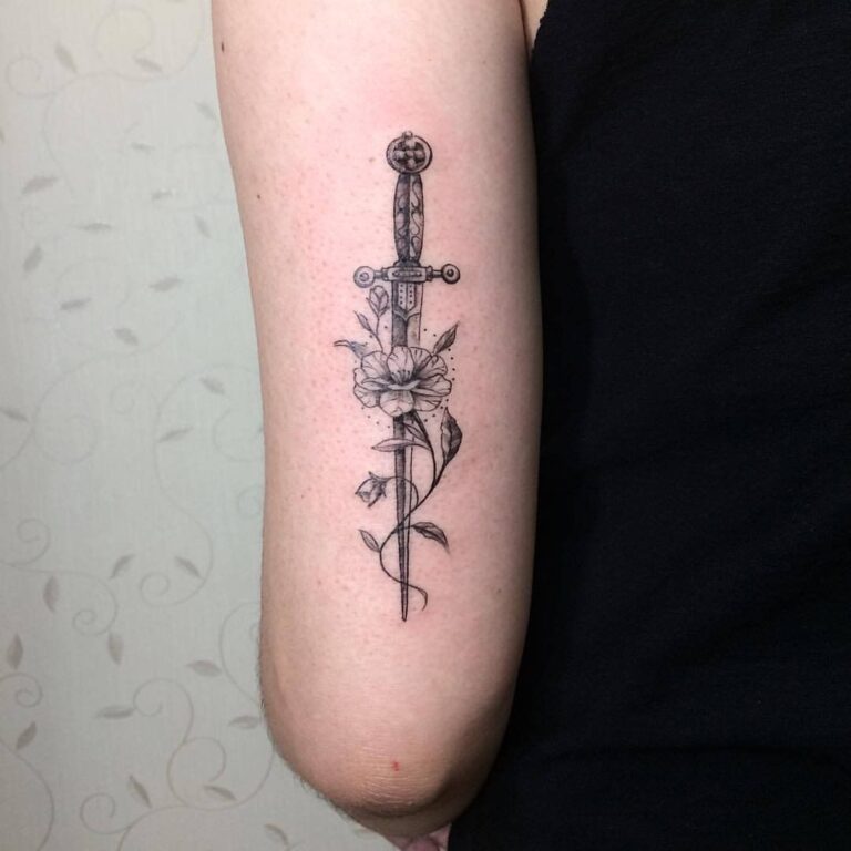210+ Best Sword Tattoo Designs With Meanings (2022) - TattoosBoyGirl