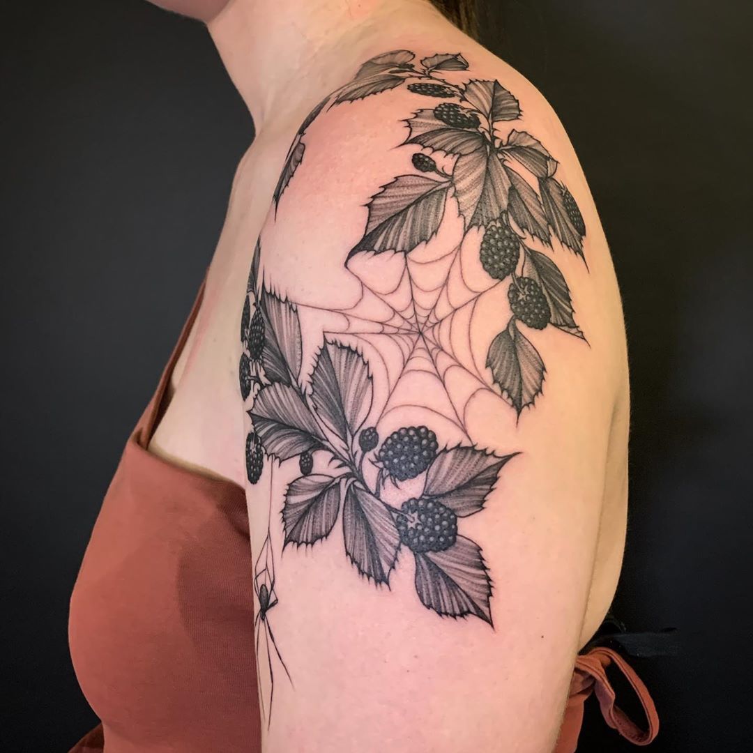 220+ Best Spider Tattoos Designs With Meanings (2022) - TattoosBoyGirl