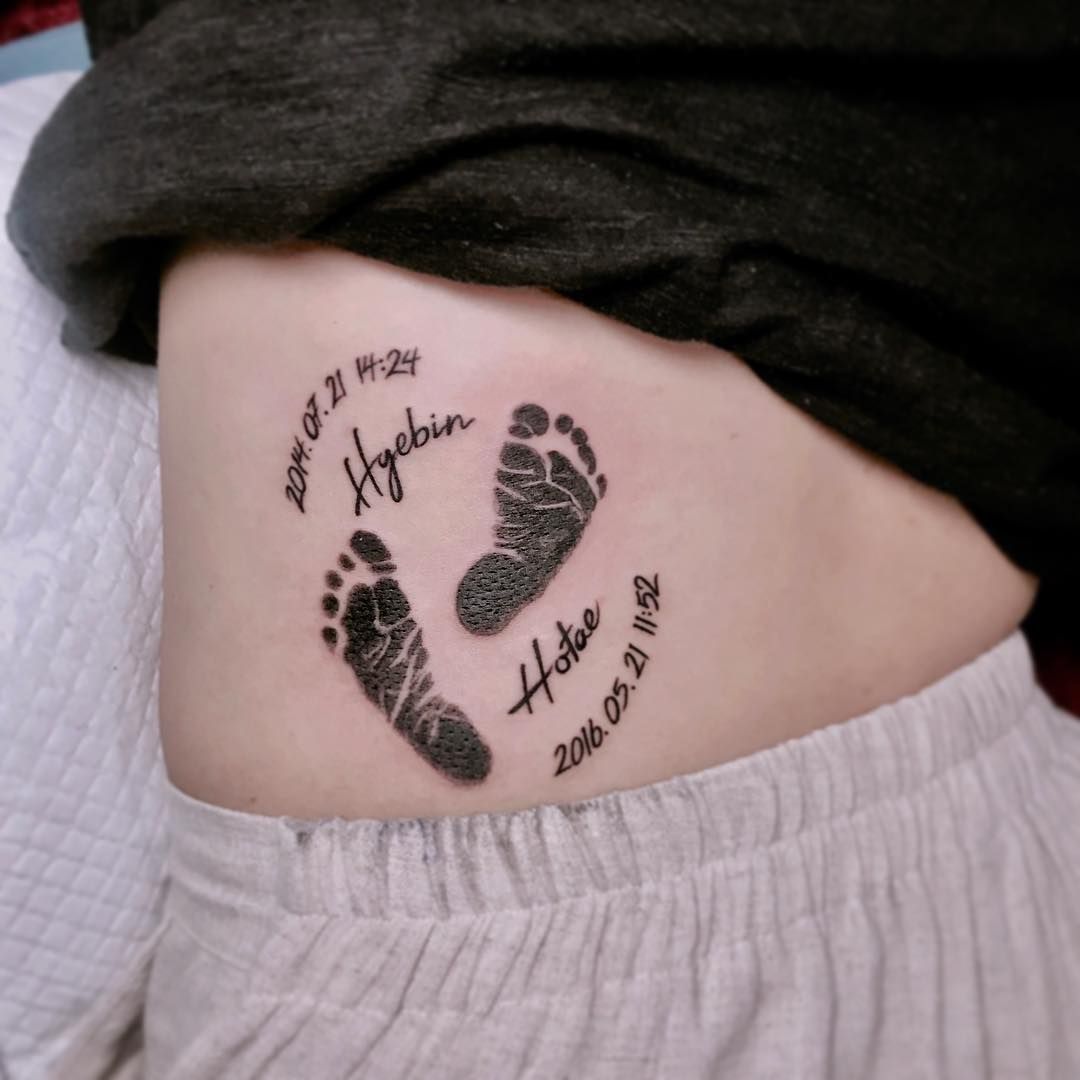 210+ Footprint Tattoos For Men and Women (2022) - TattoosBoyGirl