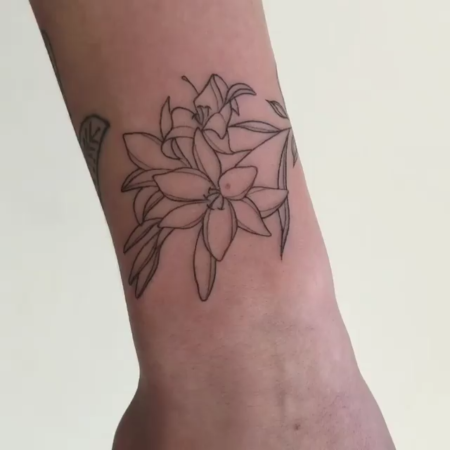 220+ Delicate Fine Line Tattoos Designs and Ideas (2022) - TattoosBoyGirl