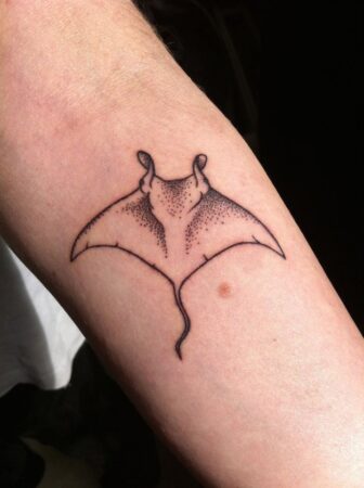 210+ Outstanding Stingray Tattoos Ideas and Designs (2023) - TattoosBoyGirl