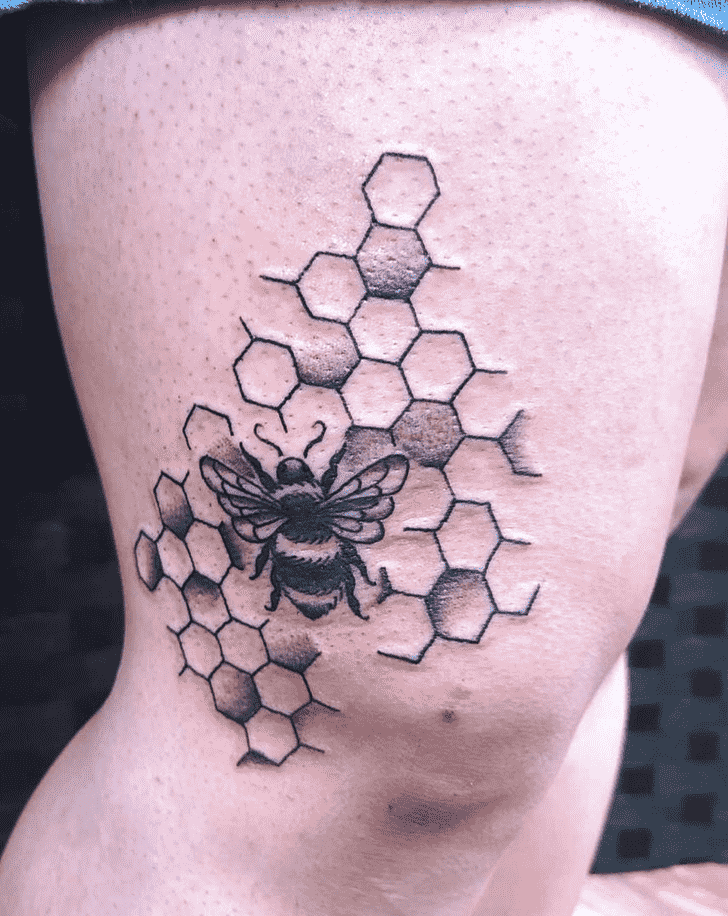 160+ Cool Honeycomb Tattoo Designs - TattoosBoyGirl